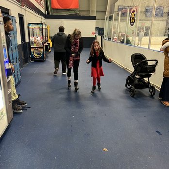 CENTER ICE - Updated December 2025 - 12 Photos & 23 Reviews - 100 ...