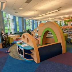 ELMHURST PUBLIC LIBRARY - 69 Photos & 81 Reviews - 125 S Prospect Ave ...