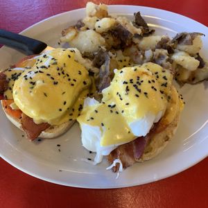 DUNCAN GARAGE CAFE & BAKERY - Updated June 2025 - 68 Photos & 49 ...