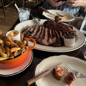 JOE BEEF - 1736 Photos & 677 Reviews - Seafood - 2491 Rue Notre-Dame ...