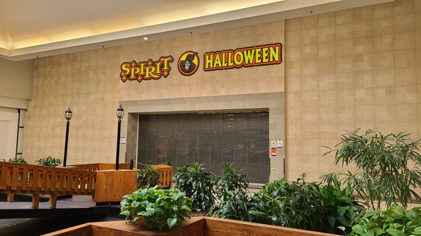 BERKSHIRE MALL - Updated March 2025 - 51 Photos & 21 Reviews - 1655 ...