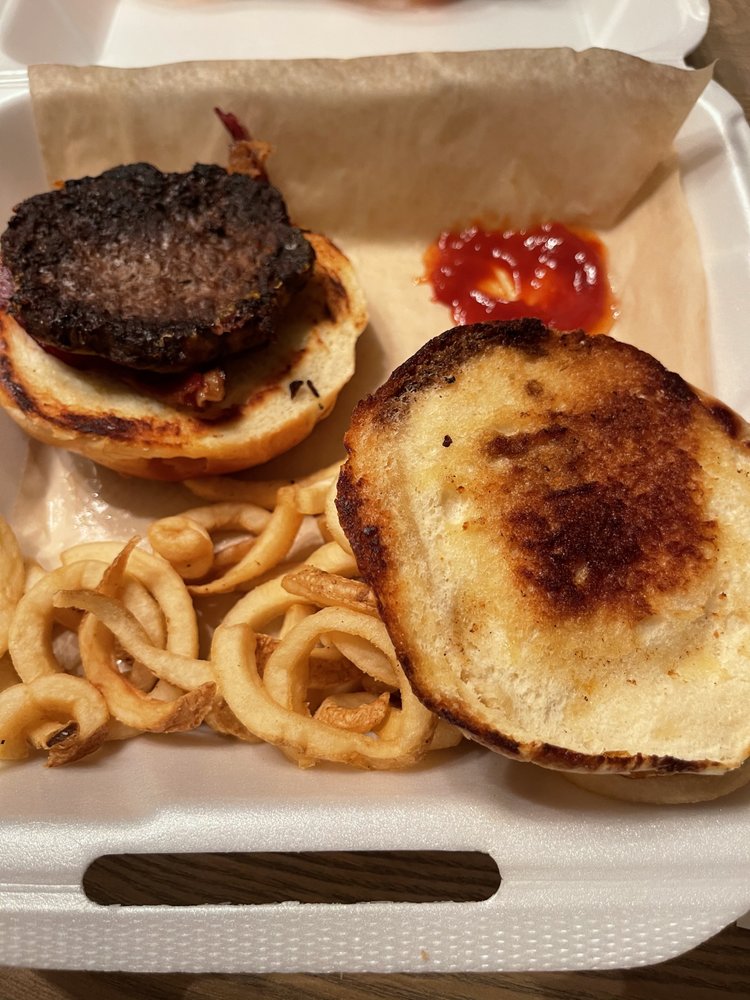 HOOTIE’S BURGER BAR - Updated March 2025 - 985 S Interstate 35, Denton ...