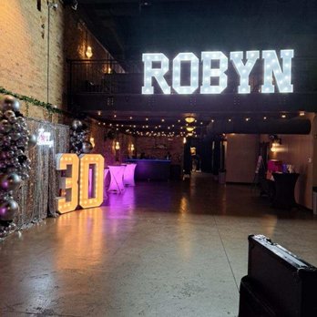 ROW 24 - Updated December 2025 - 153 Photos & 17 Reviews - 2411 S ...