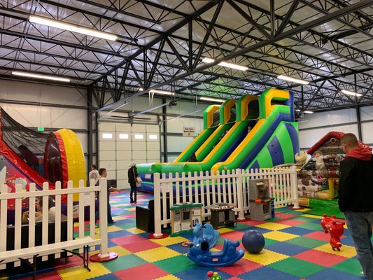 BOUNCE N SLIDE - Updated December 2025 - 16 Photos & 10 Reviews - 917 W ...