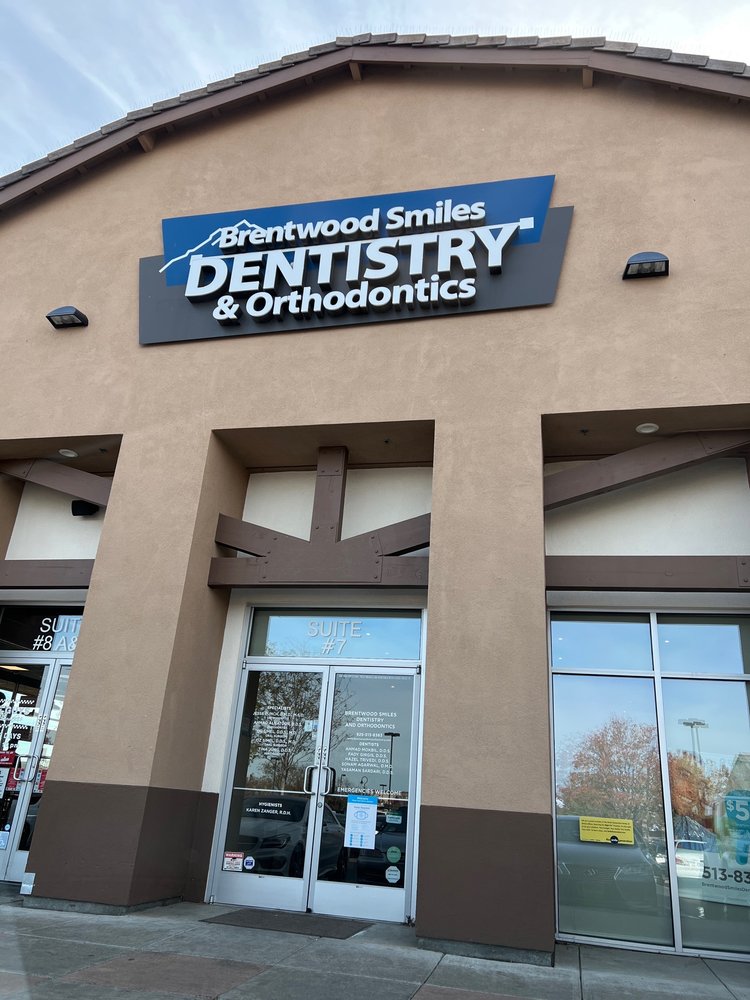 BRENTWOOD SMILES DENTISTRY AND ORTHODONTICS - 50 Photos & 168 Reviews ...