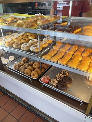 GOLDEN DONUT PLACE - Updated August 2024 - 23 Photos & 34 Reviews - 104 ...