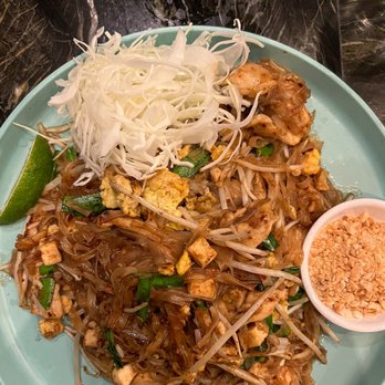 PAI NORTHERN THAI KITCHEN - 4905 Photos & 3568 Reviews - 18 Duncan ...