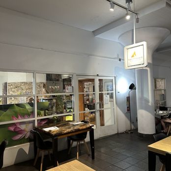 TINY PYRAMID - Updated December 2025 - 3558 Photos & 520 Reviews - 560 ...