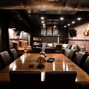 BRIX AND STONES - Updated January 2025 - 43 Photos & 17 Reviews - 999 Waimanu St, Honolulu ...