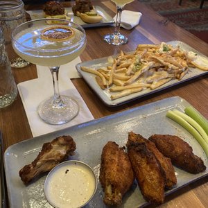 JASPER’S BACKYARD - 272 Photos & 338 Reviews - 101 E 7th Ave ...