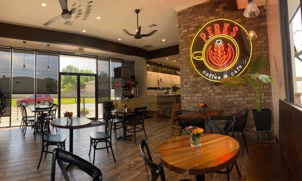 PERKS COFFEE & CAFE - Updated November 2025 - 192 Photos & 194 Reviews ...