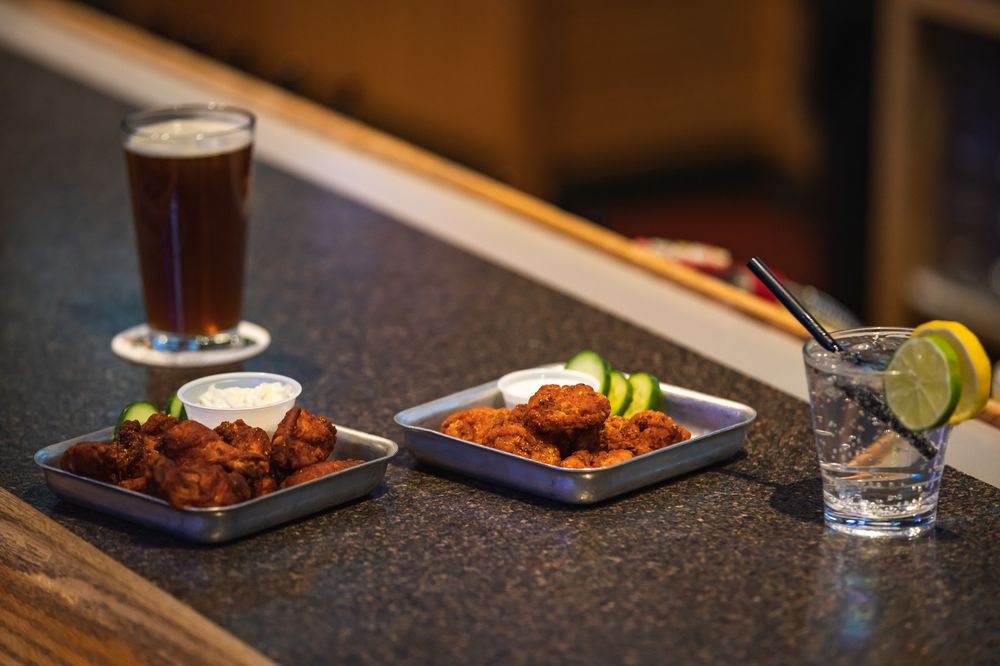 SPORTS ON TAP - Updated October 2025 - 27 Photos - 21 Reviews - 220 S ...