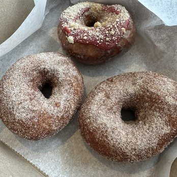 CURIOSITY DOUGHNUTS - Updated January 2025 - 150 Photos & 41 Reviews ...