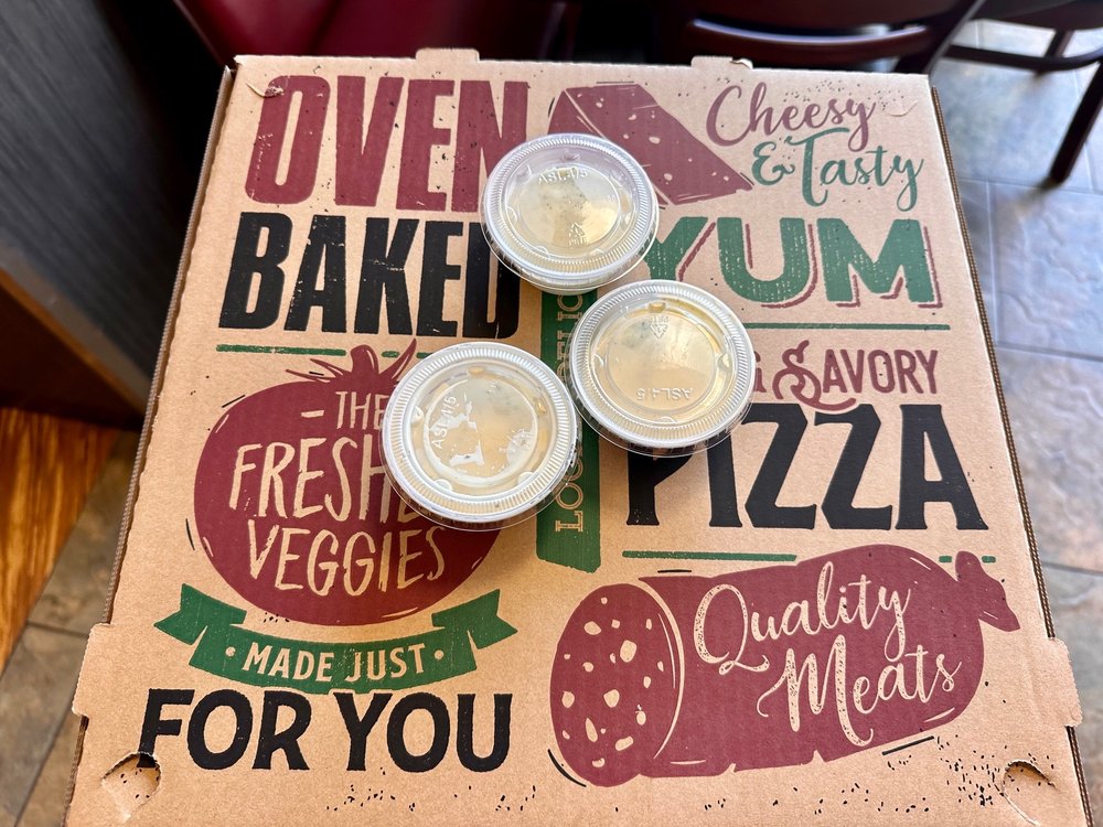 IV PIZZA PUB - 26 Photos & 26 Reviews - 6533 Trigo Rd, Goleta ...