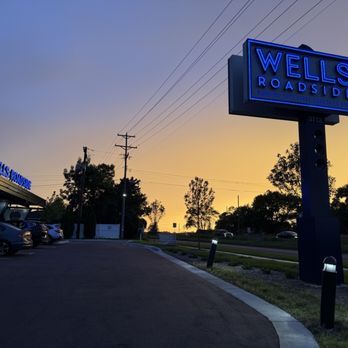 WELLS ROADSIDE - Updated October 2025 - 138 Photos & 85 Reviews - 3712 ...