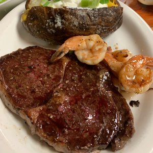 REBA’S PIZZERIA & DELI - 59 Photos & 88 Reviews - 539 E Colorado St, La ...