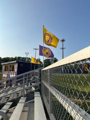 LAKE BRADDOCK SECONDARY SCHOOL - Updated December 2025 - 34 Photos & 14 ...