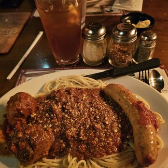 THE OLD SPAGHETTI FACTORY - Updated June 2024 - 1748 Photos & 1206 ...