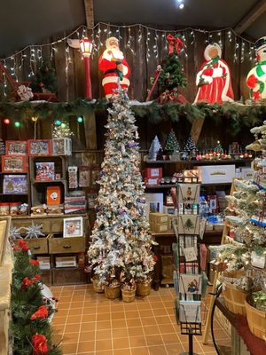 THE VERMONT COUNTRY STORE - Updated September 2024 - 156 Photos & 101 ...