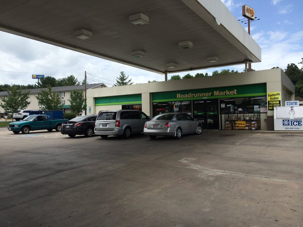 ROADRUNNER MARKETS - Updated October 2025 - 295 Smokey Park Hwy ...