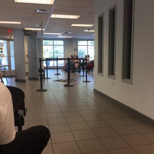 LINEBAUGH PUBLIC LIBRARY - Updated September 2025 - 12 Photos & 17 ...