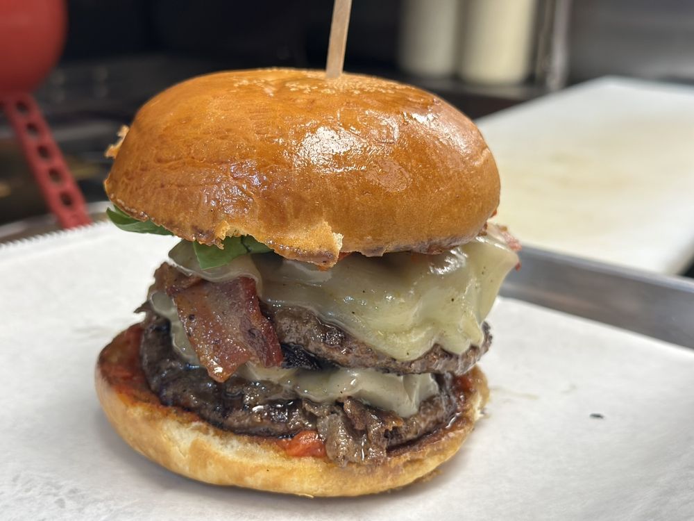 MY BURGER SPORT BAR - Updated January 2025 - 13 Photos - 14513 Lee ...