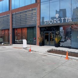 FIORETTA - Updated December 2025 - 537 Photos & 216 Reviews - 318 N ...