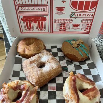 DIABLO DOUGHNUTS - Updated January 2026 - 734 Photos & 397 Reviews ...