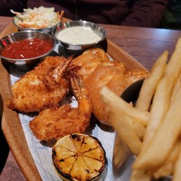 KING’S FISH HOUSE - HENDERSON - 1874 Photos & 1238 Reviews - 2255 ...