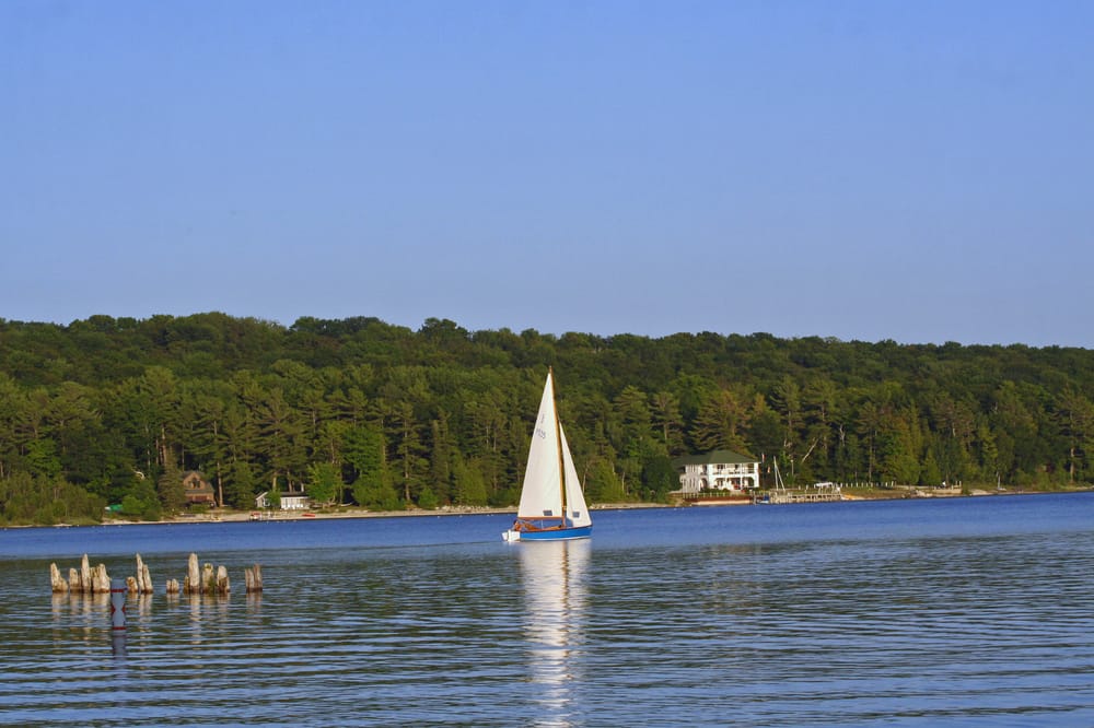 OMENA BELLAVISTA - Updated June 2025 - 5207 N W Bayshore Dr, Omena ...