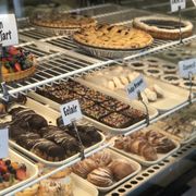 A LITTLE CAKE - 170 Photos & 171 Reviews - Bakeries - 176 Kinderkamack ...