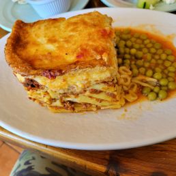 GREEK TOWN FAMILY RESTAURANT - Updated October 2024 - 76 Photos & 230 ...