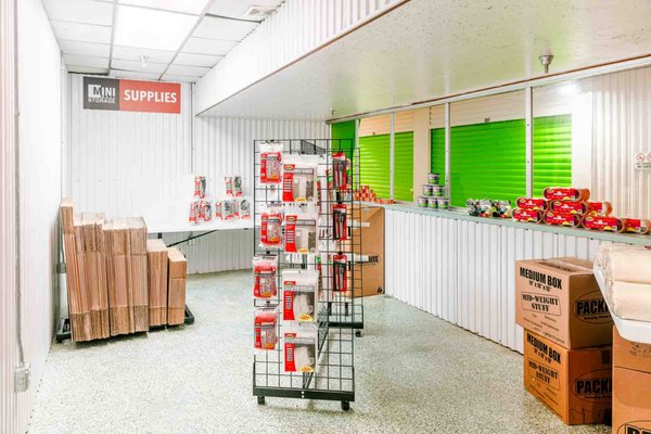 MINI MALL STORAGE - Updated March 2025 - Request a Quote - 40 Photos ...