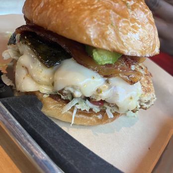 HOPDODDY BURGER BAR - Updated August 2025 - 2859 Photos & 5357 Reviews ...
