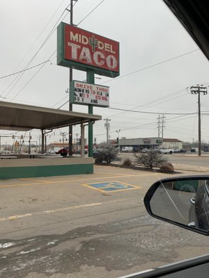 MID DEL TACO - Updated April 2025 - 19 Photos & 41 Reviews - 4320 SE ...