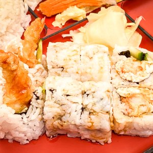 KIRAKU SUSHI & RAMEN - Updated July 2024 - 680 Photos & 302 Reviews ...