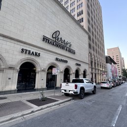 PERRY’S STEAKHOUSE & GRILLE - DOWNTOWN AUSTIN - Updated December 2025 ...