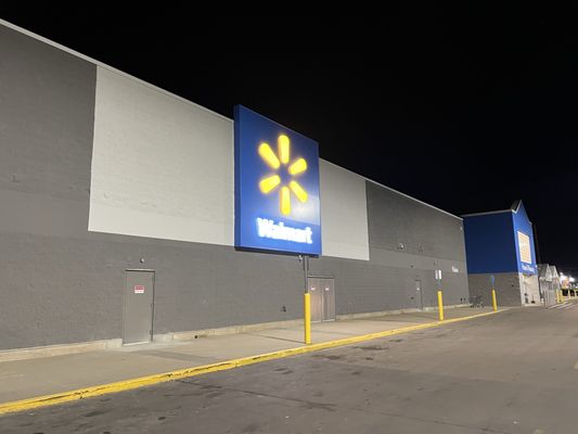 WALMART SUPERCENTER - Updated December 2025 - 16 Photos & 27 Reviews ...