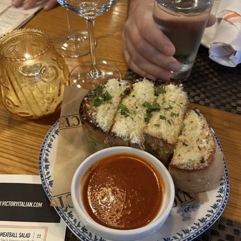 VICTORY ITALIAN - OAK PARK - Updated August 2025 - 125 Photos & 124 ...