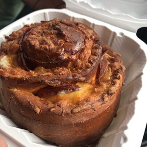 SEATTLE CINNAMON ROLL - 142 Photos & 154 Reviews - Bakeries - 13410 NE ...