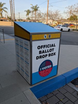 ARTESIA PUBLIC LIBRARY - Updated August 2025 - 67 Photos & 23 Reviews ...