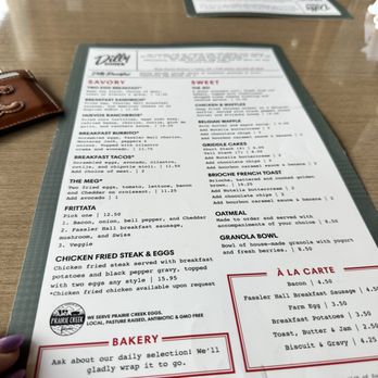 DILLY DINER - Updated July 2024 - 817 Photos & 595 Reviews - 402 E 2nd ...