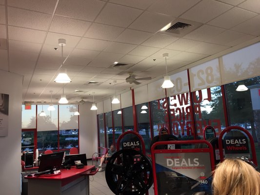 DISCOUNT TIRE - Updated March 2026 - 37 Photos & 123 Reviews - 13840 ...