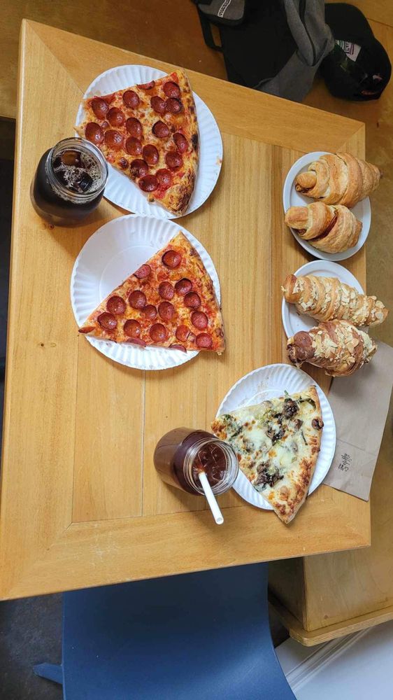 YEAH YEAHS PIZZA - Updated August 2025 - 14 Photos & 36 Reviews - 66 ...