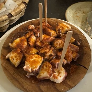 TOMIÑO TABERNA GALLEGA - Updated August 2024 - 1359 Photos & 470 ...