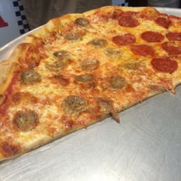 LITTLE POPS NEW YORK PIZZERIA - Updated July 2025 - 361 Photos & 645 ...