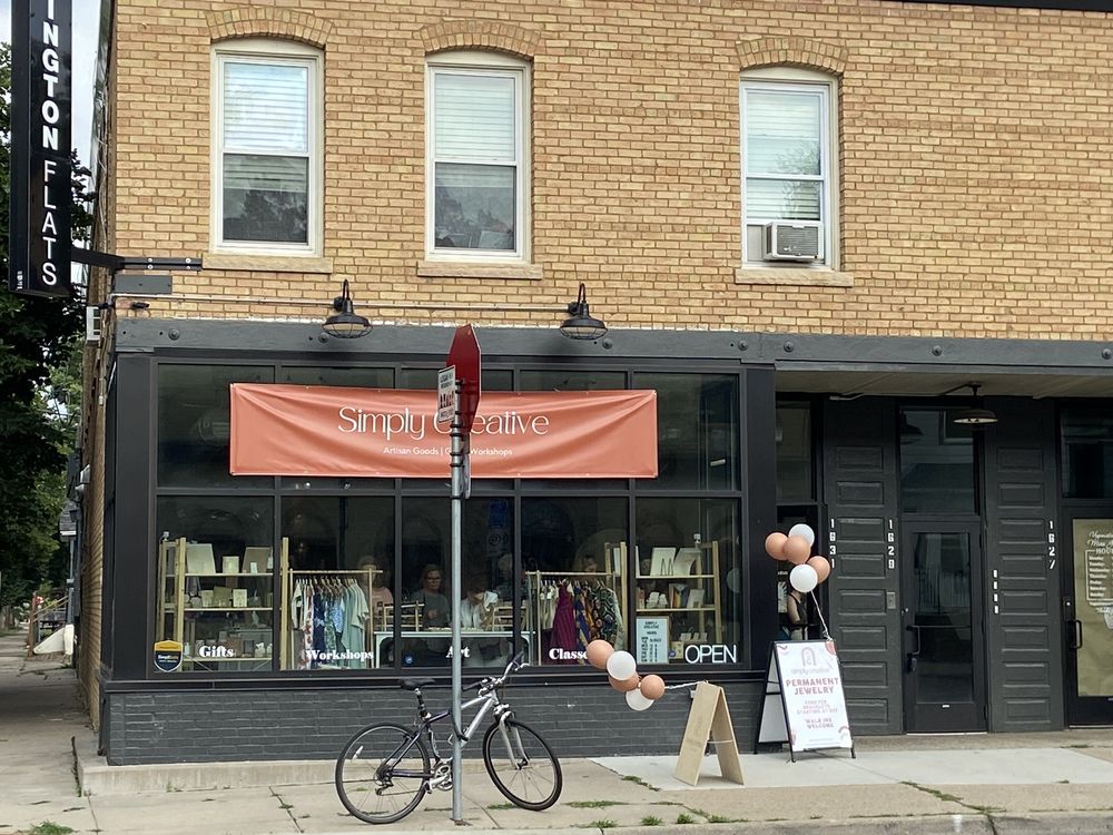SIMPLY CREATIVE - 1631 Washington St NE, Minneapolis, Minnesota - Home ...