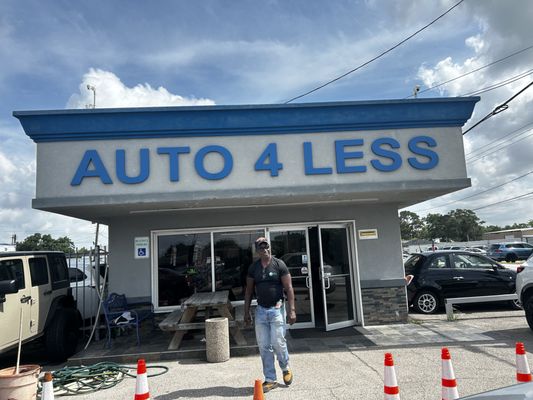 AUTO 4 LESS - Updated October 2025 - 15 Photos & 36 Reviews - 4937 ...