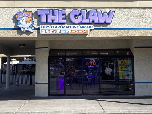 THE CLAW ARCADE - Updated October 2025 - 1257 Photos & 1225 Reviews ...