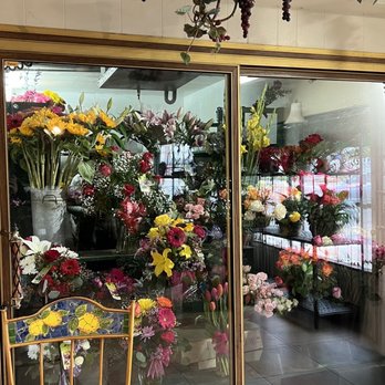KING’S FLOWERS - Updated September 2025 - 56 Photos & 104 Reviews ...
